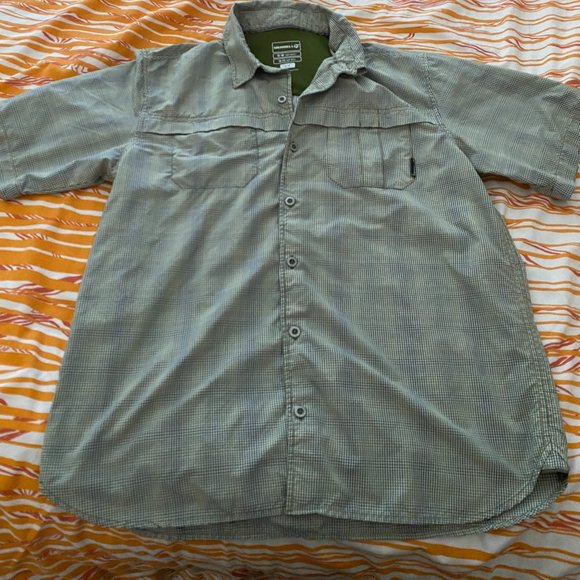 Merrell | Shirts | Merrell Short Sleeve Ventilated Buttonup Green ...
